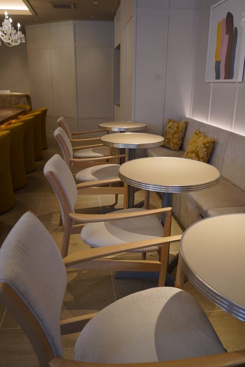 【恵比寿駅 徒歩1分】白基調のカフェ✨交流会・懇親会🌟街コン🍃ロケ・YouTube撮影📸ポートレート🌟ピアノ🎹取材🖊の写真11