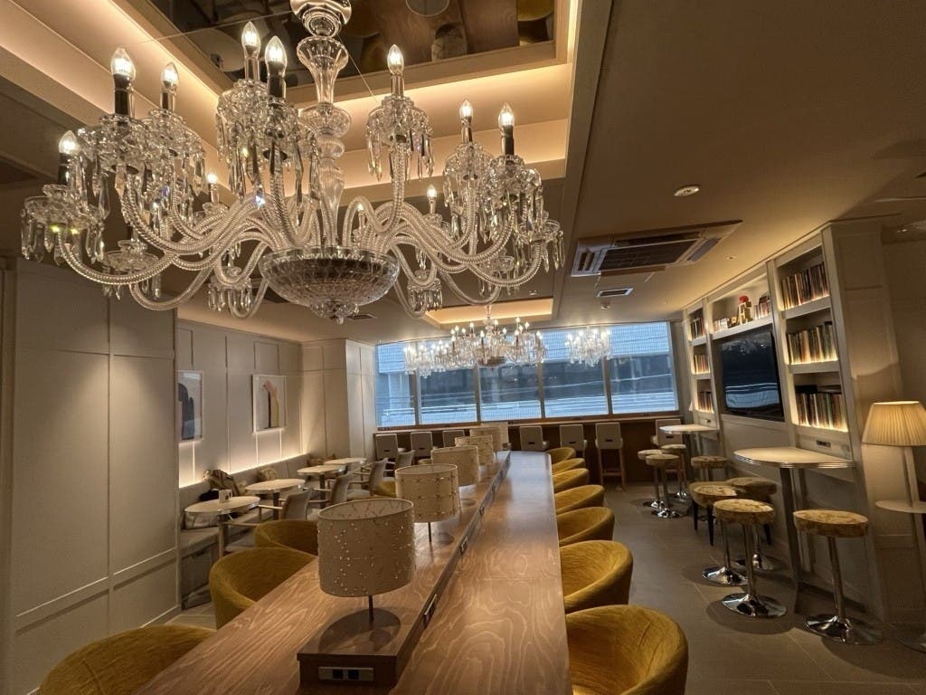 【恵比寿駅 徒歩1分】白基調のカフェ✨交流会・懇親会🌟街コン🍃ロケ・YouTube撮影📸ポートレート🌟ピアノ🎹取材🖊の写真8