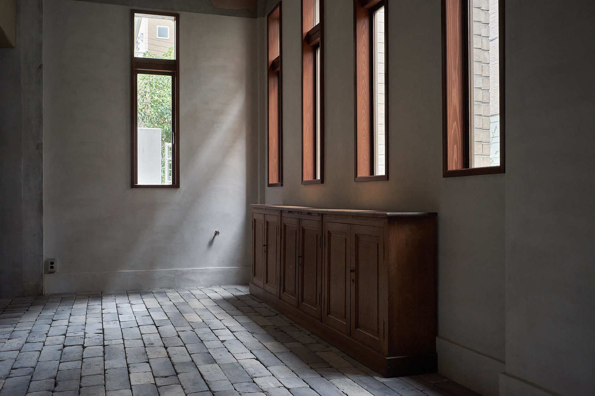 大阪・土佐堀に 築100年の近代建築をリノベーションした 新たなギャラリースペースの写真8