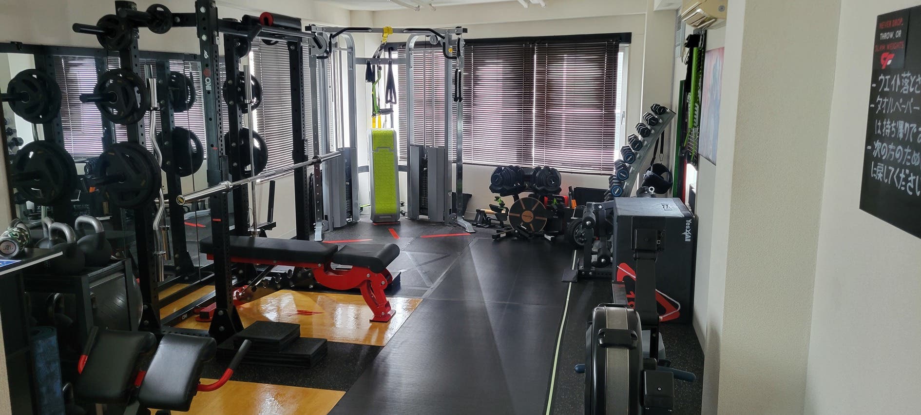 【恵比寿】エリア随一の豊富な器具の 完全個室ジム！トレーニングスペース の写真1