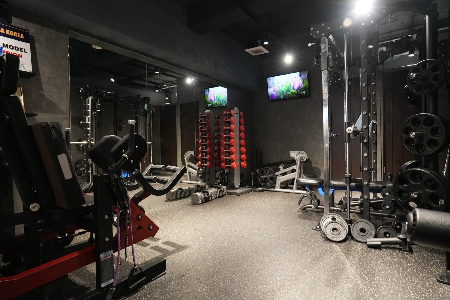 広く整った環境 × 好アクセス「自分だけの空間”で、自由にトレーニング」の写真1