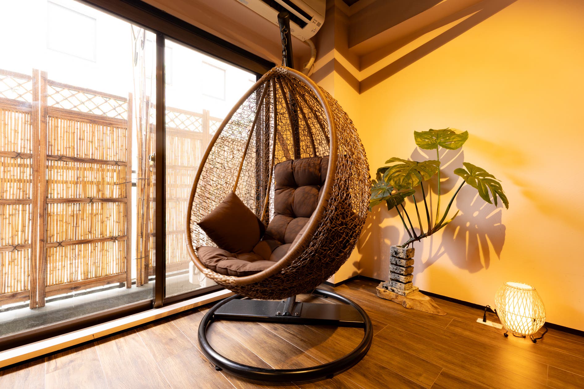 【施術ベッド4台！】水天宮前4分、茅場町6分🚶最大32名着席🙆‍♂️飲食持込OKゴミ捨て有｜受付・更衣室・高速Wi-Fi完備の写真11