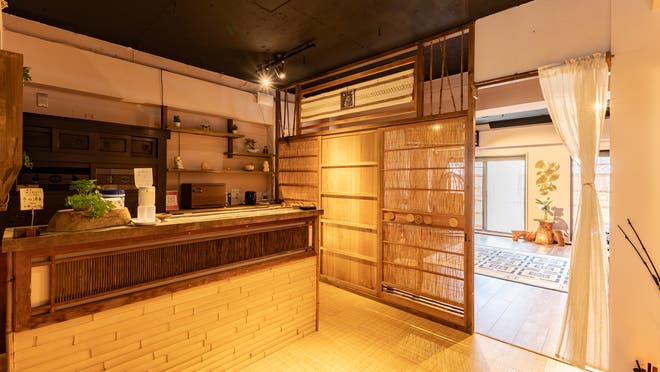 【施術ベッド4台!】水天宮前4分、茅場町6分🚶最大32名着席🙆♂️飲食持込OKゴミ捨て有|受付・更衣室・高速Wi-Fi完備の写真12