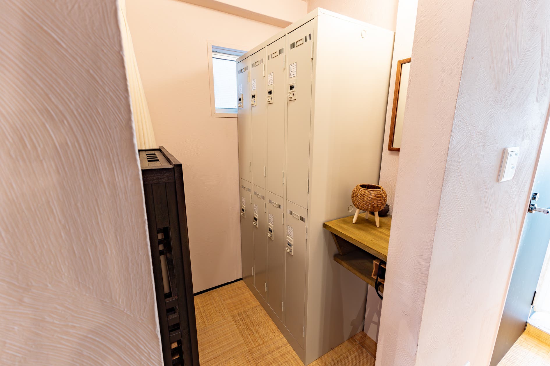 【施術ベッド4台！】水天宮前4分、茅場町6分🚶最大32名着席🙆‍♂️飲食持込OKゴミ捨て有｜受付・更衣室・高速Wi-Fi完備の写真13