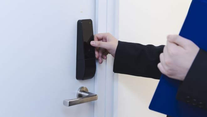 【銀座5分・新橋7分】最大収容人数30名の会議室|ホワイトボード完備✨研修・面接・商談・勉強会に|N304の写真10