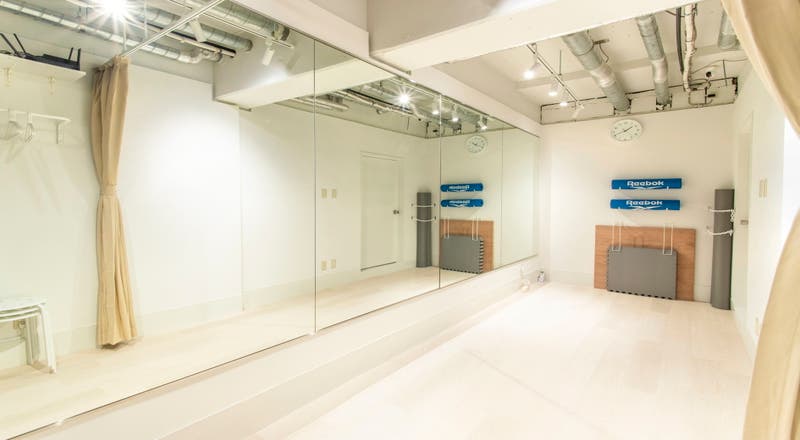 【Studio B】【戸越公園徒歩2分】必要十分な小空間、自分だけや少人数の集中練習や撮影にぴったり。