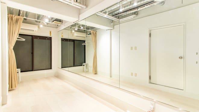 【Studio B】【戸越公園徒歩2分】必要十分な小空間、自分だけや少人数の集中練習や撮影にぴったり。の写真2