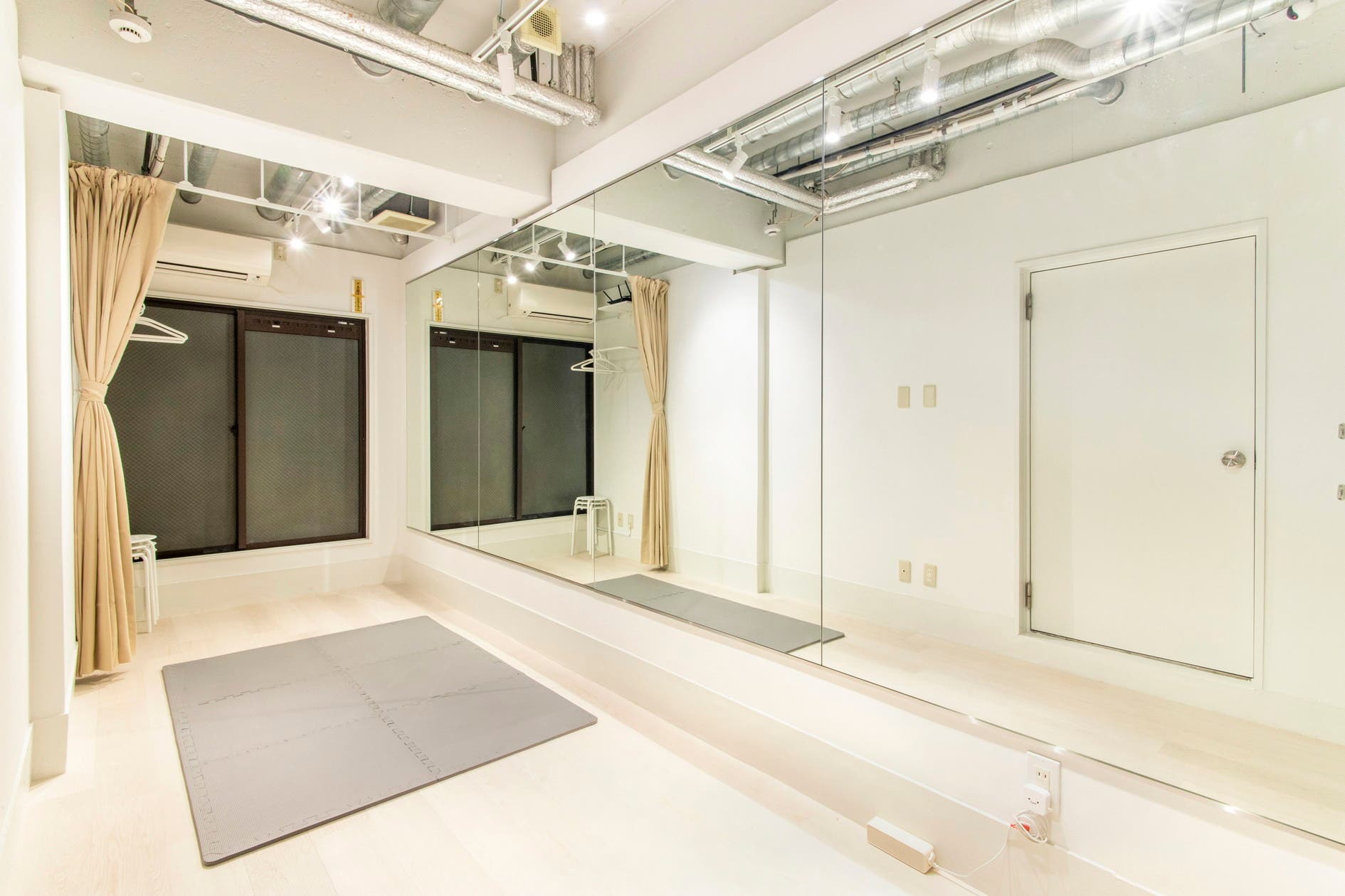 【Studio B】【戸越公園徒歩2分】必要十分な小空間、自分だけや少人数の集中練習や撮影にぴったり。の写真6