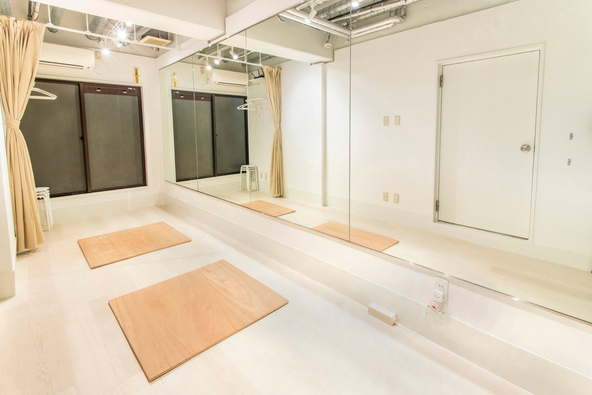 【Studio B】【戸越公園徒歩2分】必要十分な小空間、自分だけや少人数の集中練習や撮影にぴったり。の写真7