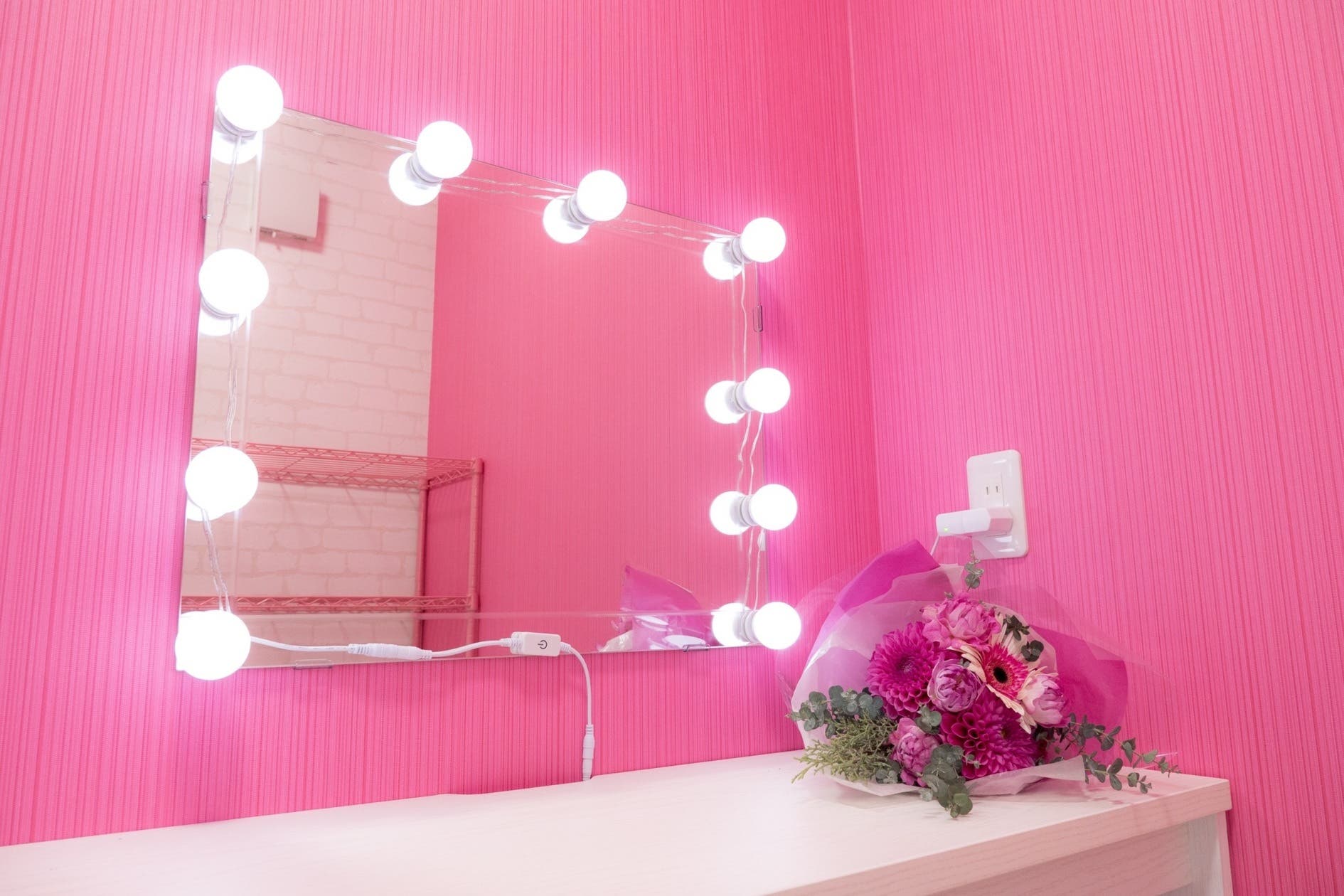 【JR塚口徒歩1分￤自然光がはいる部屋￤ナチュラルテイスト¦無料Wi-Fi￤プロジェクター￤】撮影会📸女子会やママ会もの写真5