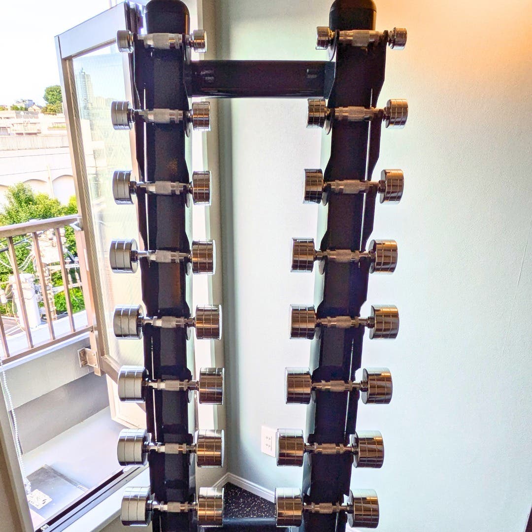 【二子玉川徒歩5分】フルリノベの綺麗な内装、フリーウエイト充実、パーソナル/グループトレーニングに最適の写真7