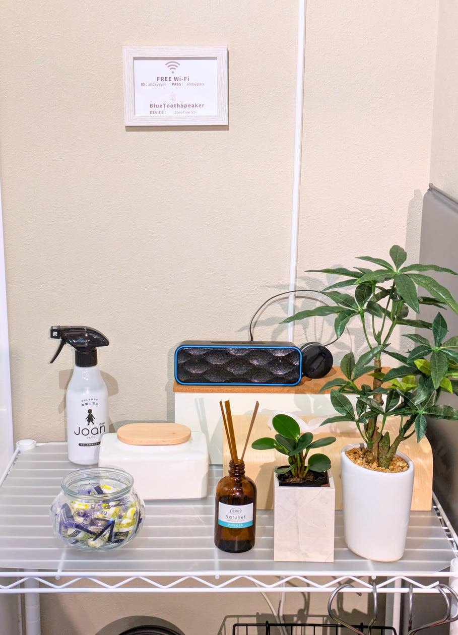 【二子玉川徒歩5分】フルリノベの綺麗な内装、フリーウエイト充実、パーソナル/グループトレーニングに最適の写真13