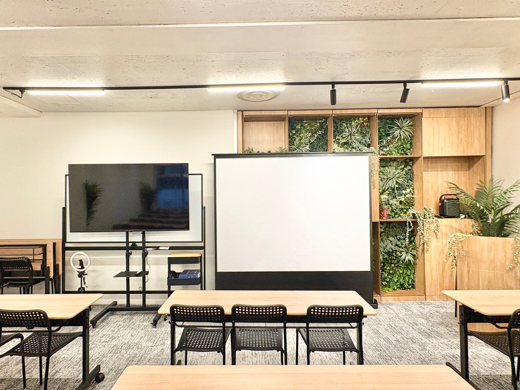 NEW!【日本橋駅30秒/東京駅4分】最大54名/光無料Wifi/セミナー・カンファレンス・会議・懇親会等に！飲食🍷可！・の写真6