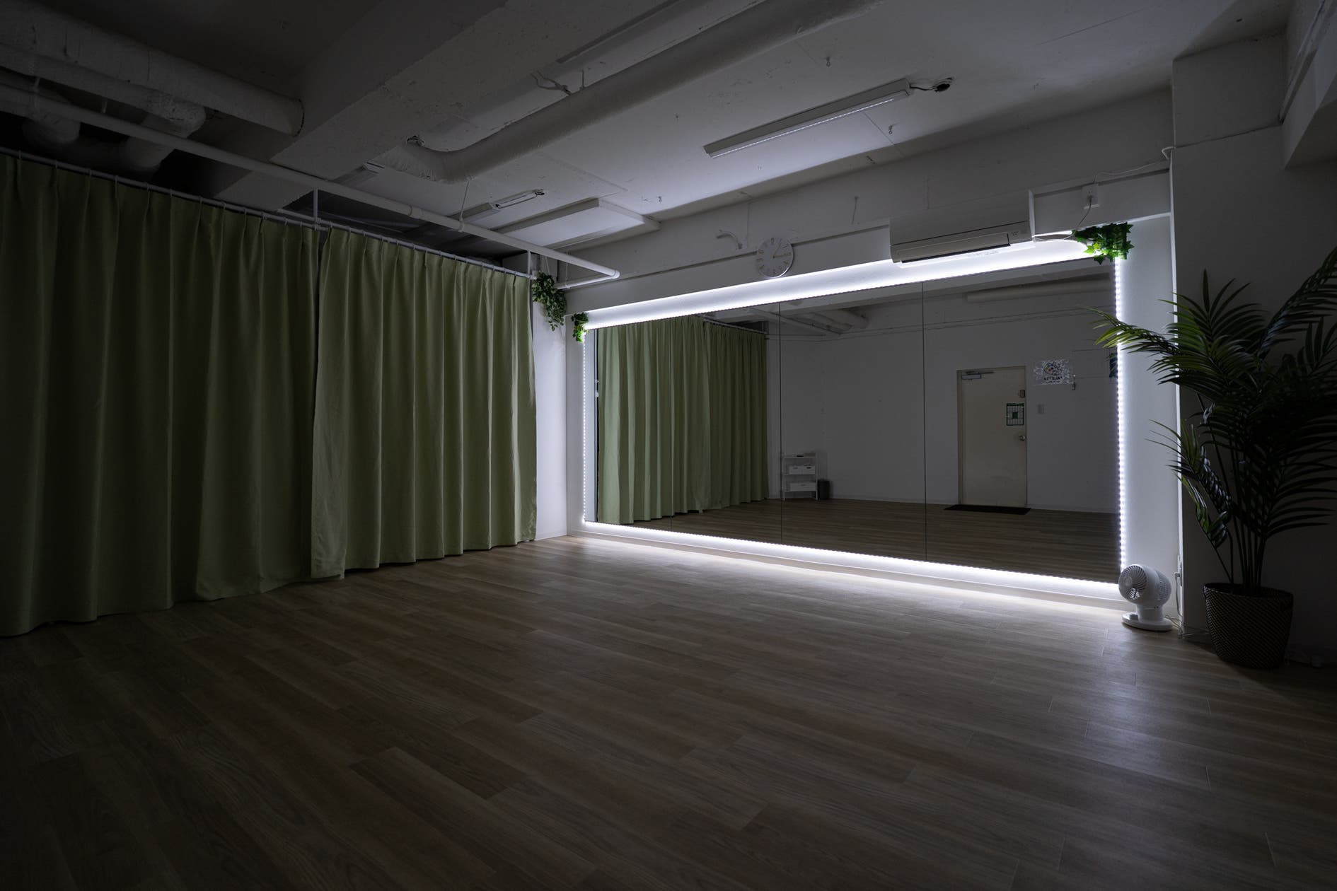 【ダンスOK❗️リニューアルオープン🎉】30㎡の広々空間|石川町駅3分✨大型鏡設置|全備品無料|単発も定期利用も大歓迎🌟の写真7