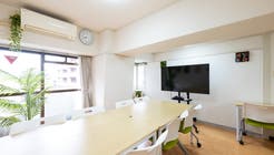 ⭐武蔵小金井駅3分!最大17名利用可!⭐55型モニタ/光回線/WiFi/FireTV/施術台全無料!の写真3