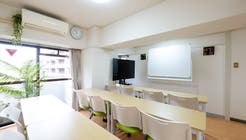 ⭐武蔵小金井駅3分!最大17名利用可!⭐55型モニタ/光回線/WiFi/FireTV/施術台全無料!の写真4