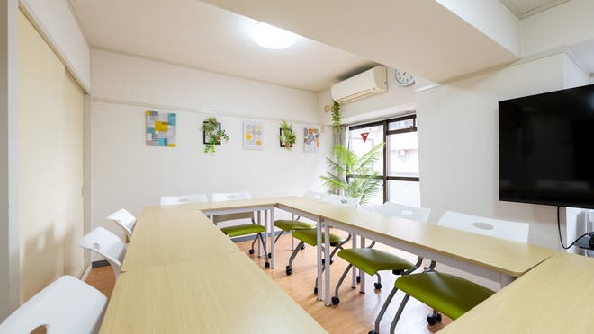 ⭐武蔵小金井駅3分!最大17名利用可!⭐55型モニタ/光回線/WiFi/FireTV/施術台全無料!の写真5