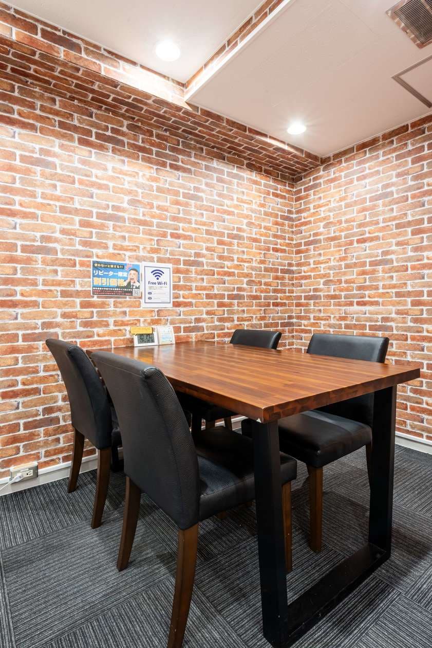 ✨期間限定価格！✨青山学院大学のすぐ近く✅直前予約OK！👍✅Wi-Fi完備✅ビジネス向けのコンパクト会議室の写真4