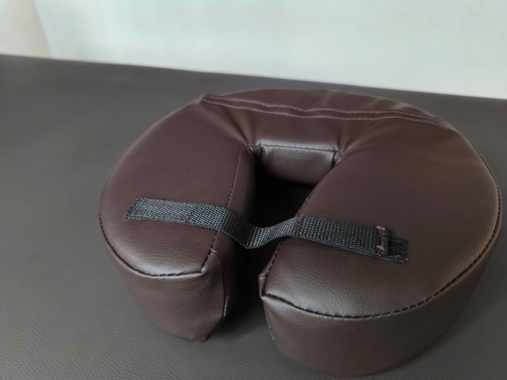 大好評!NEW本格施術ベッド＆顔枕【赤羽駅スグ】集客、来店しやすいプライベート空間🍀大判タオル.ブランケット利用可🍀の写真4