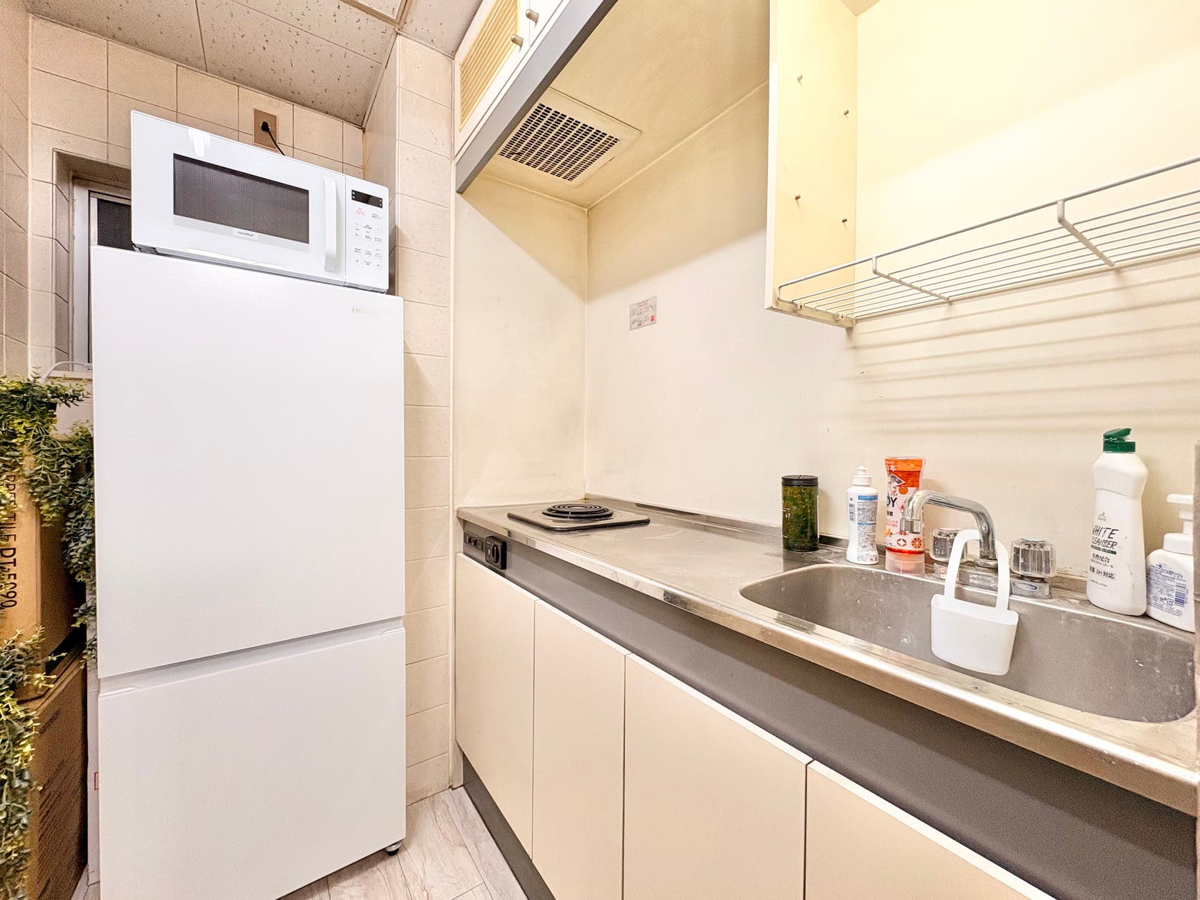 NEW!【日本橋駅30秒/東京駅4分】最大40名/光無料Wifi/会議・撮影・懇親会・女子会・ボドゲ等におすすめ！飲食🍷可！の写真27