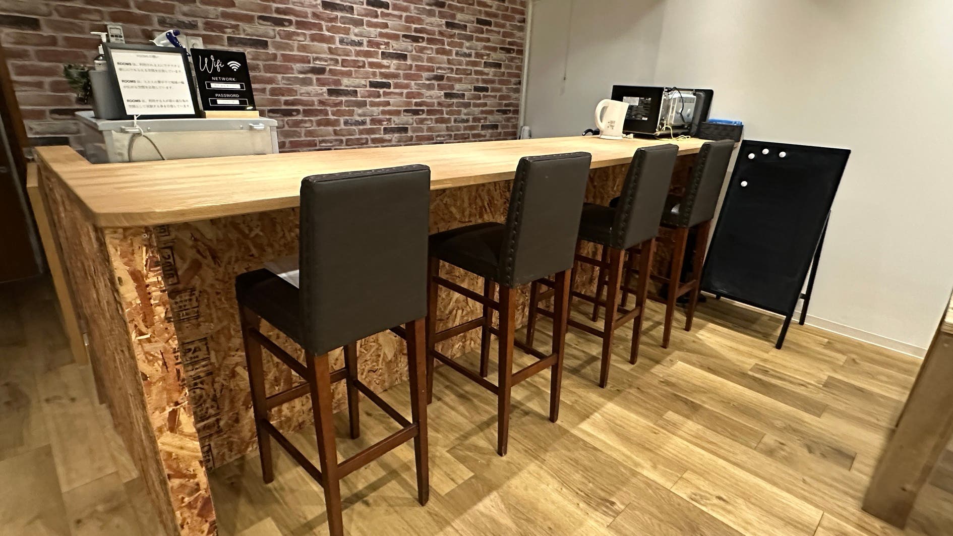 名鉄堀田駅8分🚄17名着席💺キッチン/カウンター/イベント/撮影会/会議/セミナー/プロジェクター/コスプレの写真5