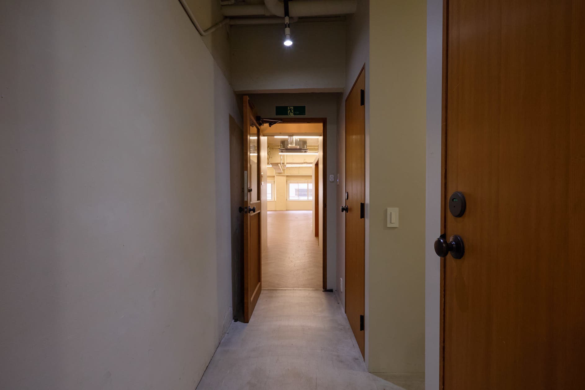 【明治神宮前駅1分】ファッション・アパレルの展示会やポップアップストアに適した、220㎡の大型路面ギャラリースペースの写真5