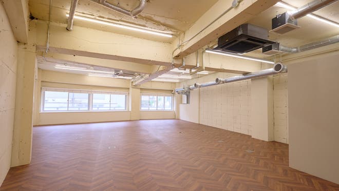 【明治神宮前駅1分】ファッション・アパレルの展示会やポップアップストアに適した、220㎡の大型路面ギャラリースペースの写真6