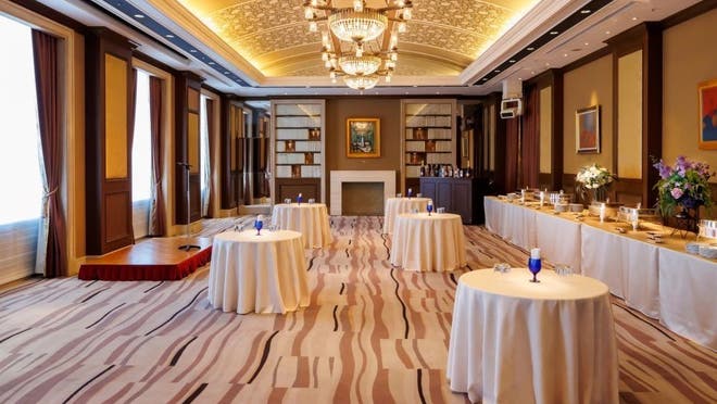 【ホテルモントレ ラ・スール大阪】ホール クレールの写真1