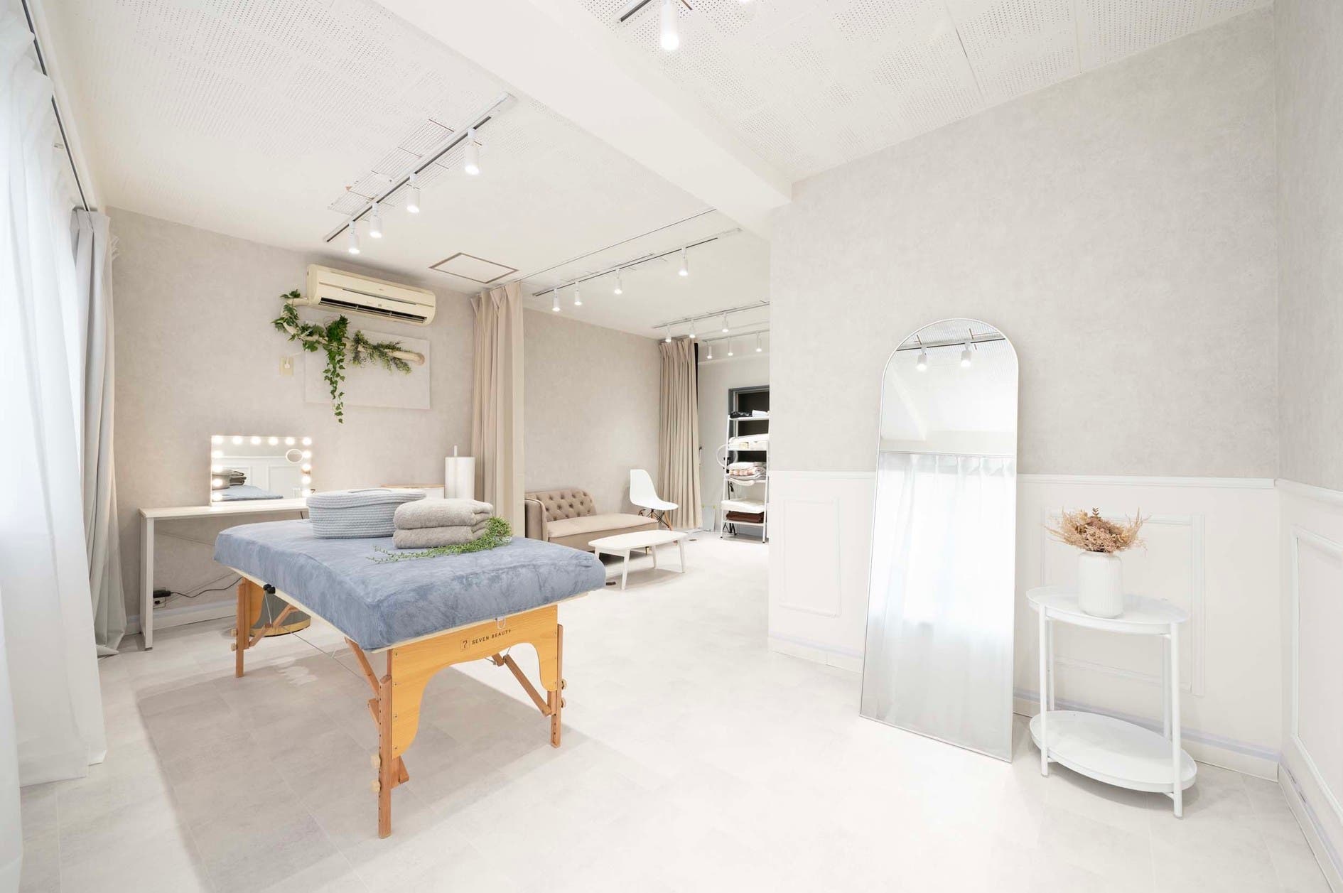 【06💐完全個室型プライベートサロン| JR神田駅西口3分すぐ✨】JR＆メトロ6駅11路線アクセス可💆‍♀️２６m²の写真6