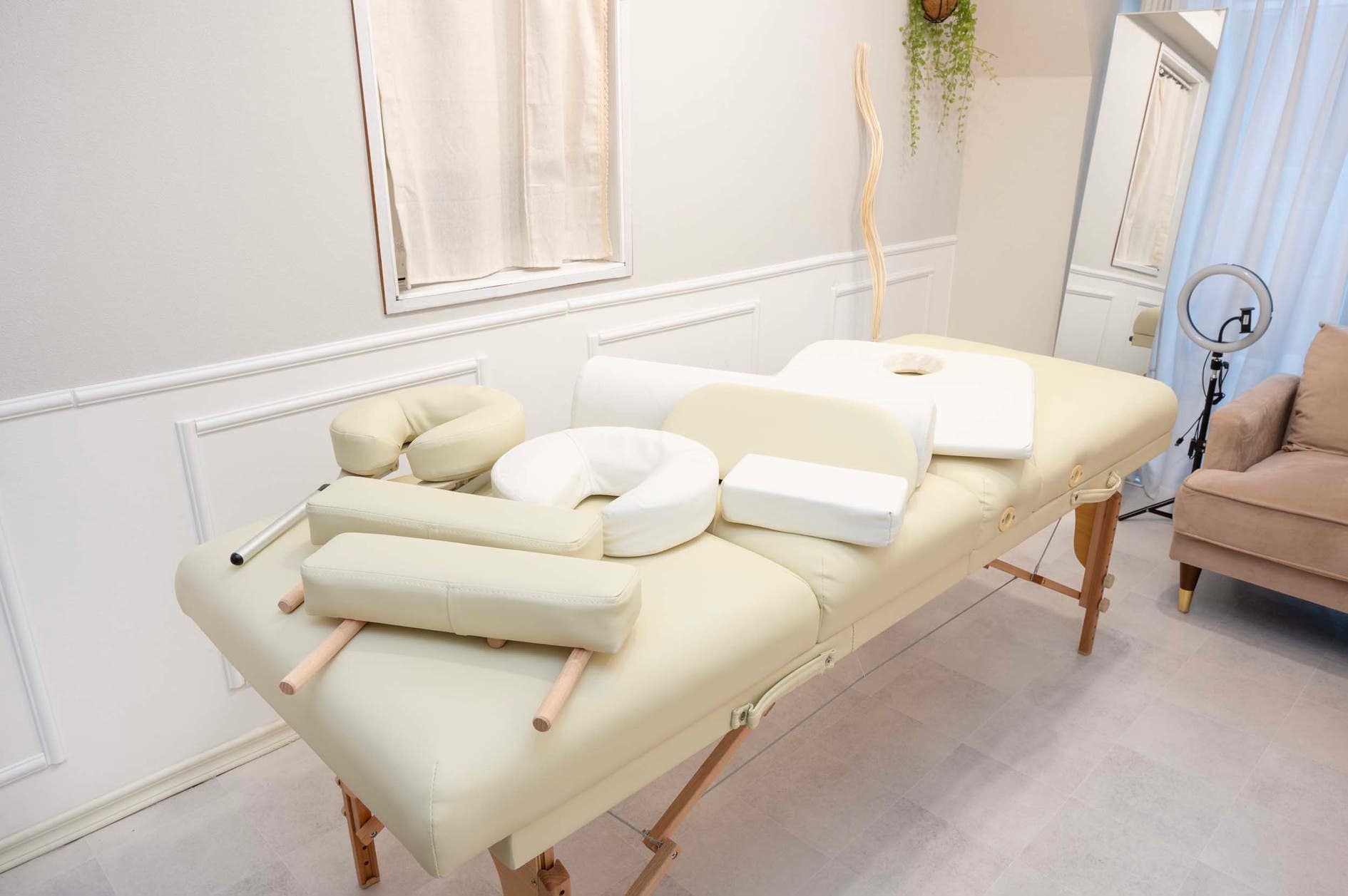 【07💐完全個室型プライベートサロン& 癒し韓国インテリア✨】💆‍♀️リラク・整体・ネイルに最適💅 可愛い♡･*自然光◎の写真9