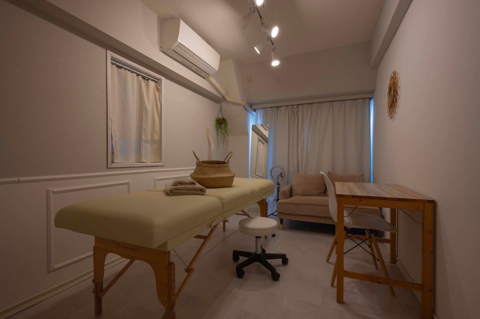 【07💐完全個室型プライベートサロン& 癒し韓国インテリア✨】💆‍♀️リラク・整体・ネイルに最適💅 可愛い♡･*自然光◎の写真14