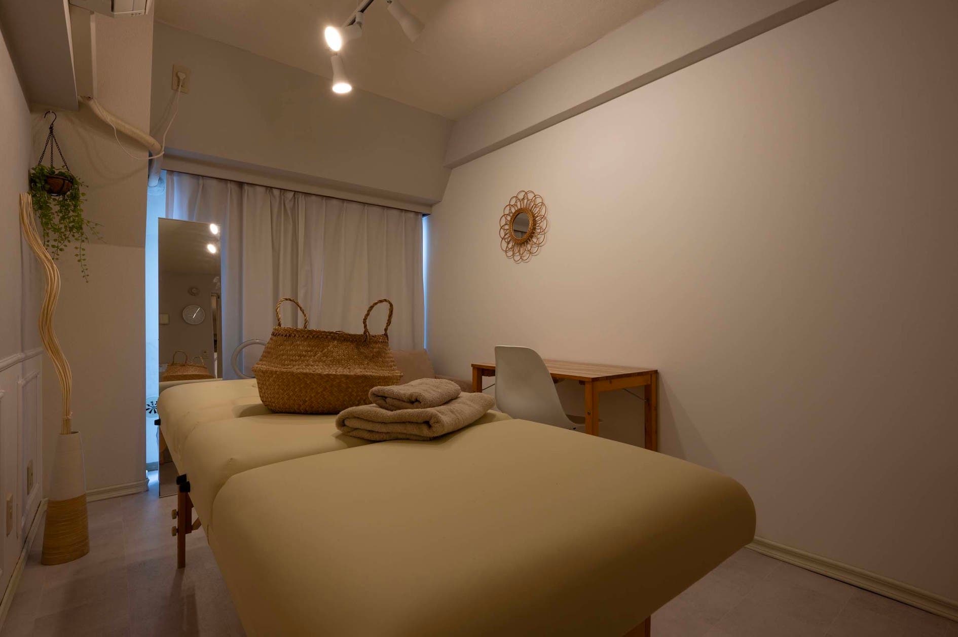 【07💐完全個室型プライベートサロン& 癒し韓国インテリア✨】💆‍♀️リラク・整体・ネイルに最適💅 可愛い♡･*自然光◎の写真15