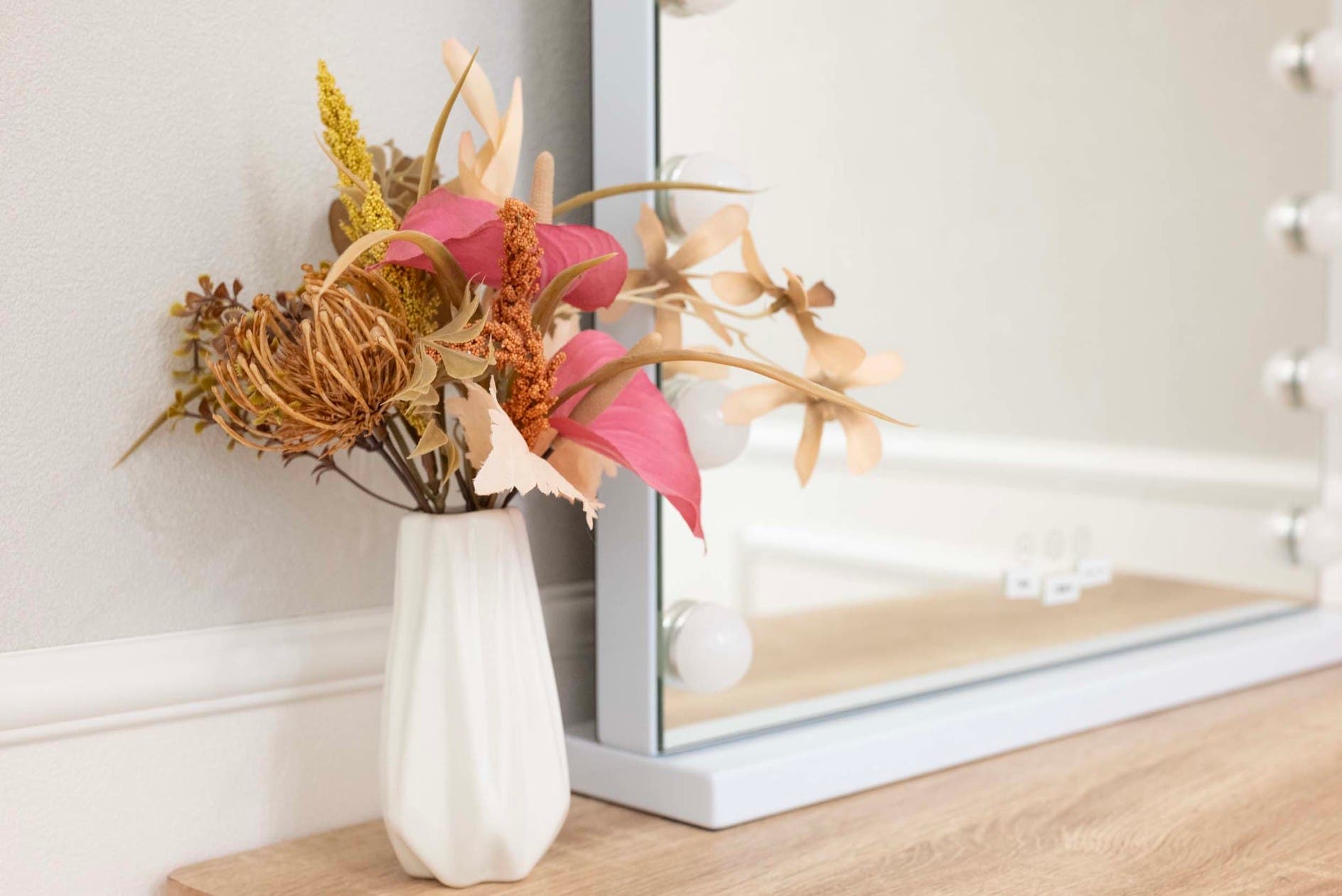 【07💐完全個室型プライベートサロン& 癒し韓国インテリア✨】💆‍♀️リラク・整体・ネイルに最適💅 可愛い♡･*自然光◎の写真3