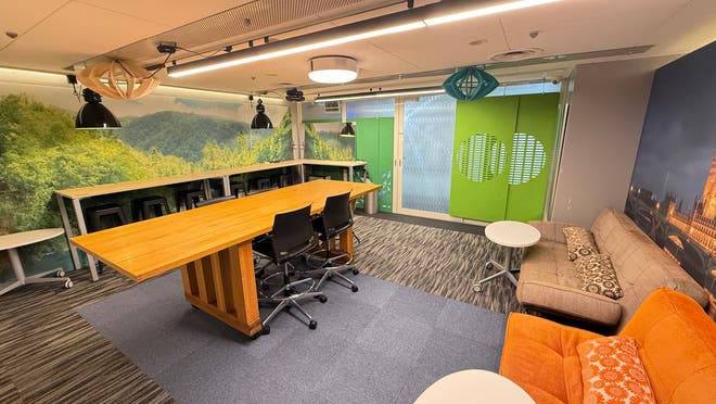 堺筋本町駅直結3分_40㎡、物販・学習教室・パーティー・セミナー・展示会・映画鑑賞…多用途!の写真1