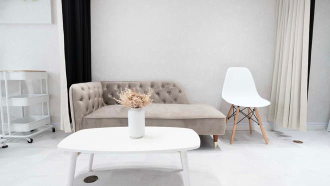 【06✨撮影スタジオ✨撮影機材・小物無料】 神田駅西口3分|6駅11路線アクセス可🌟モール壁で高級感グッと演出💐ポートレートの写真12