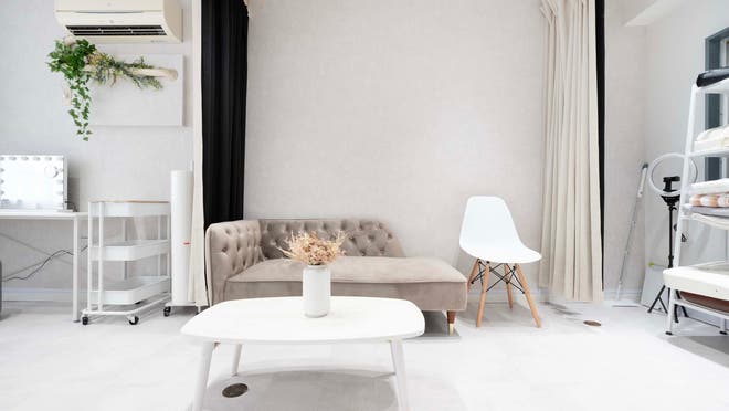 【06✨撮影スタジオ✨撮影機材・小物無料】 神田駅西口3分|6駅11路線アクセス可🌟モール壁で高級感グッと演出💐ポートレートの写真2