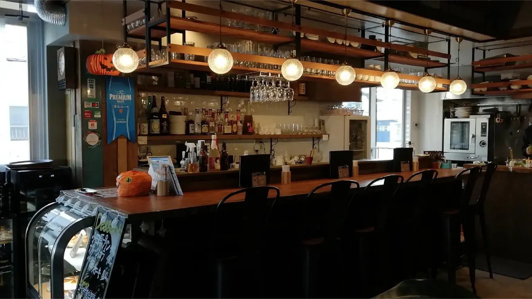 和を取り入れたアンティークカジュアルなイタリアンレストランの写真1