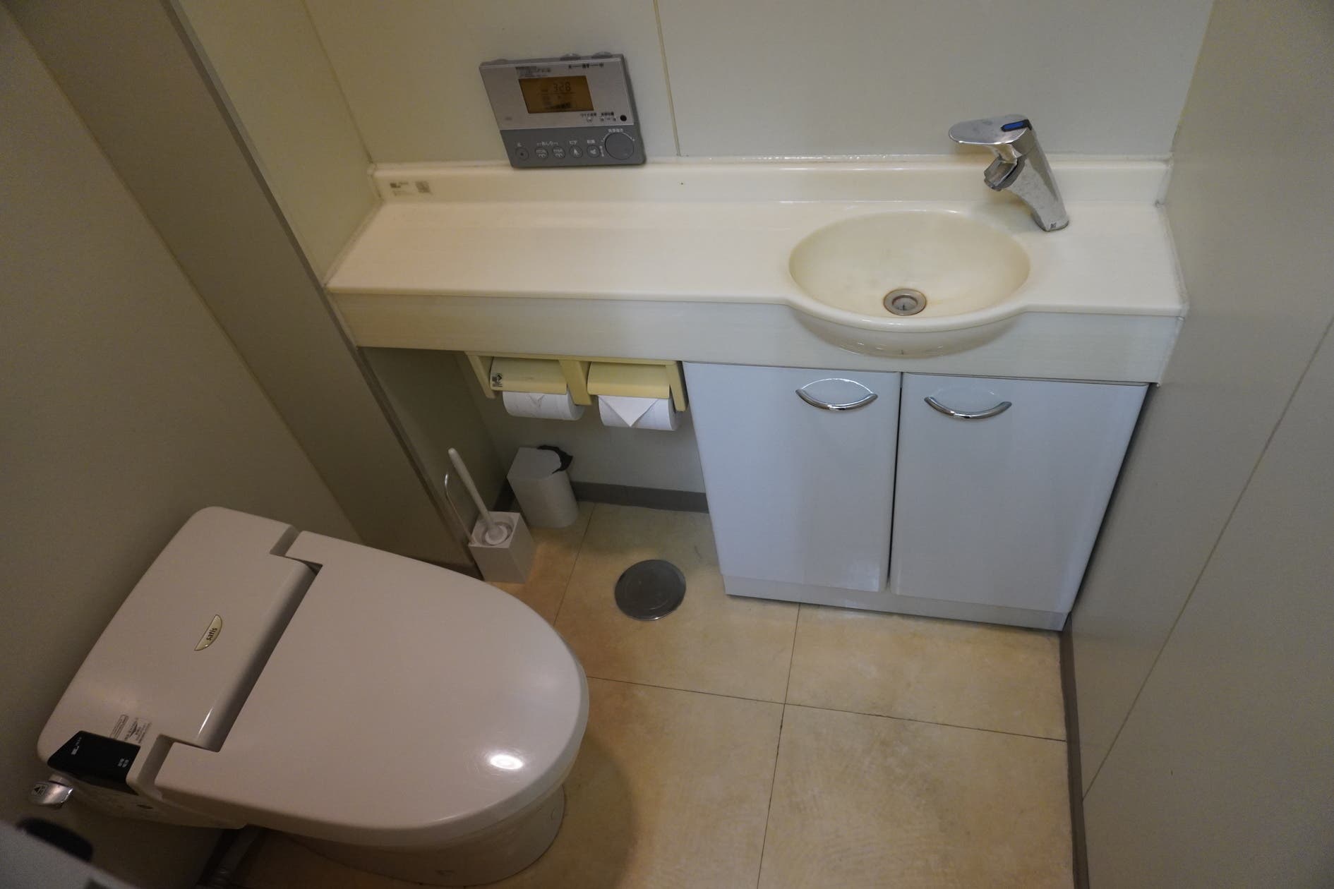 [駅近、少人数向け]スタイリッシュな空間！高岳駅1番出口徒歩2分、の写真7