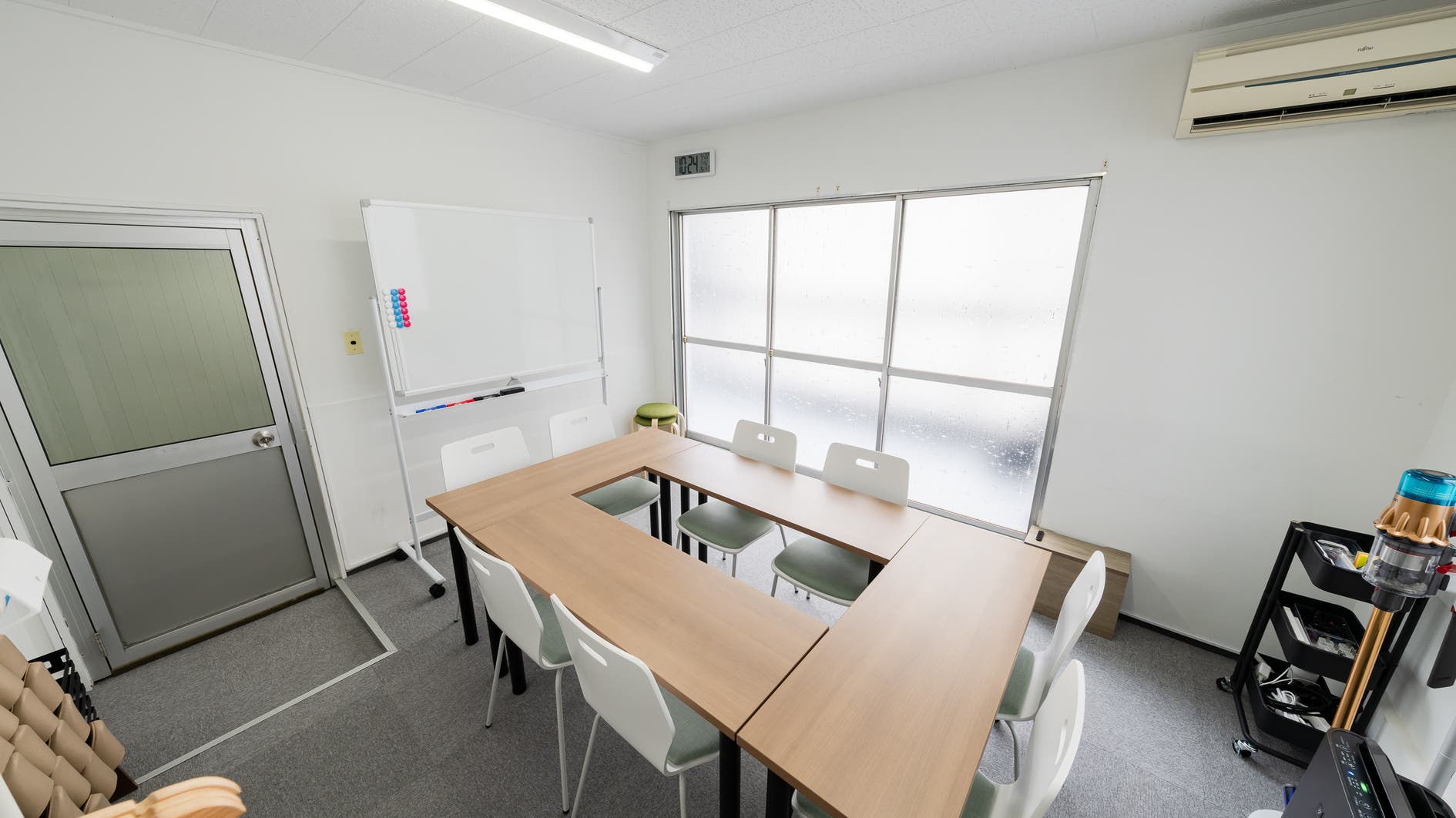 【岩本町駅30秒】光回線高速WiFi、モニター・ホワイトボード完備☆1日1回スタッフ完全清掃の会議室の写真27