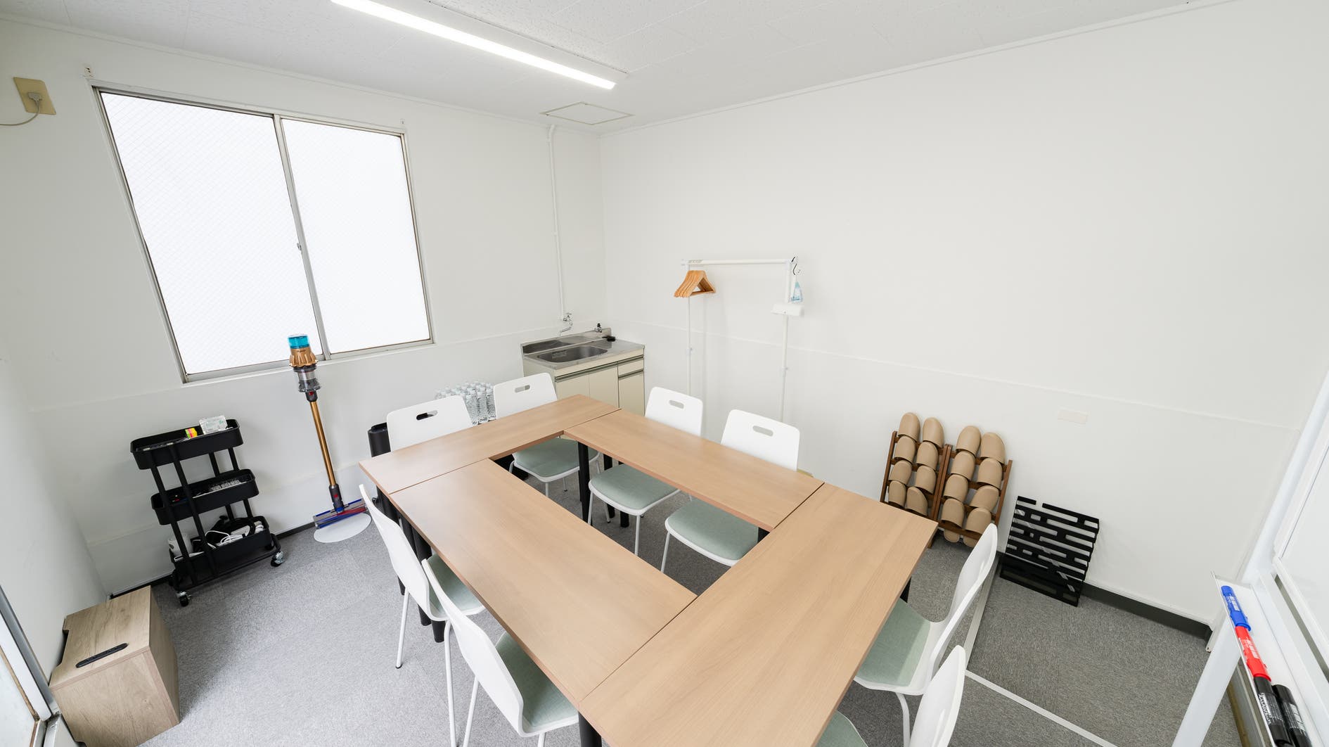 【岩本町駅30秒】光回線高速WiFi、モニター・ホワイトボード完備☆1日1回スタッフ完全清掃の会議室の写真29