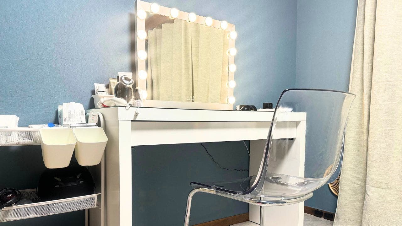 名古屋 久屋大通駅1分のビューティーシェアスペース　最新美容機器使い放題　ウェブ会議や多目的スペースにもの写真1