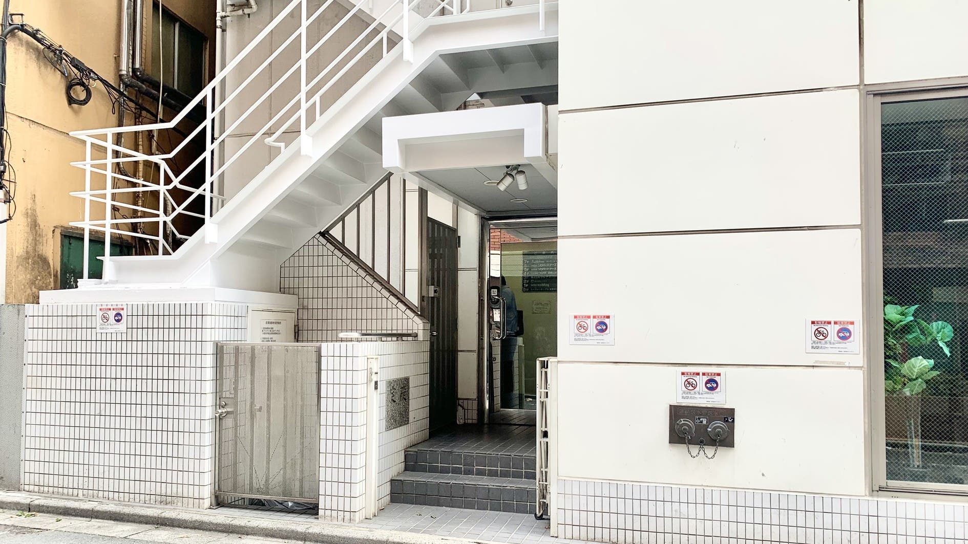 【BH】新宿三丁目駅徒歩1分🚃自然光✨個人イベント🎪撮影会📷チェキ会やWeb配信、YouTube撮影におすすめ✨の写真24