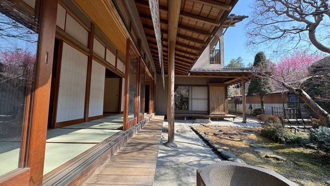 実家や旅館などのシーン撮影に 風情ある古民家の写真5