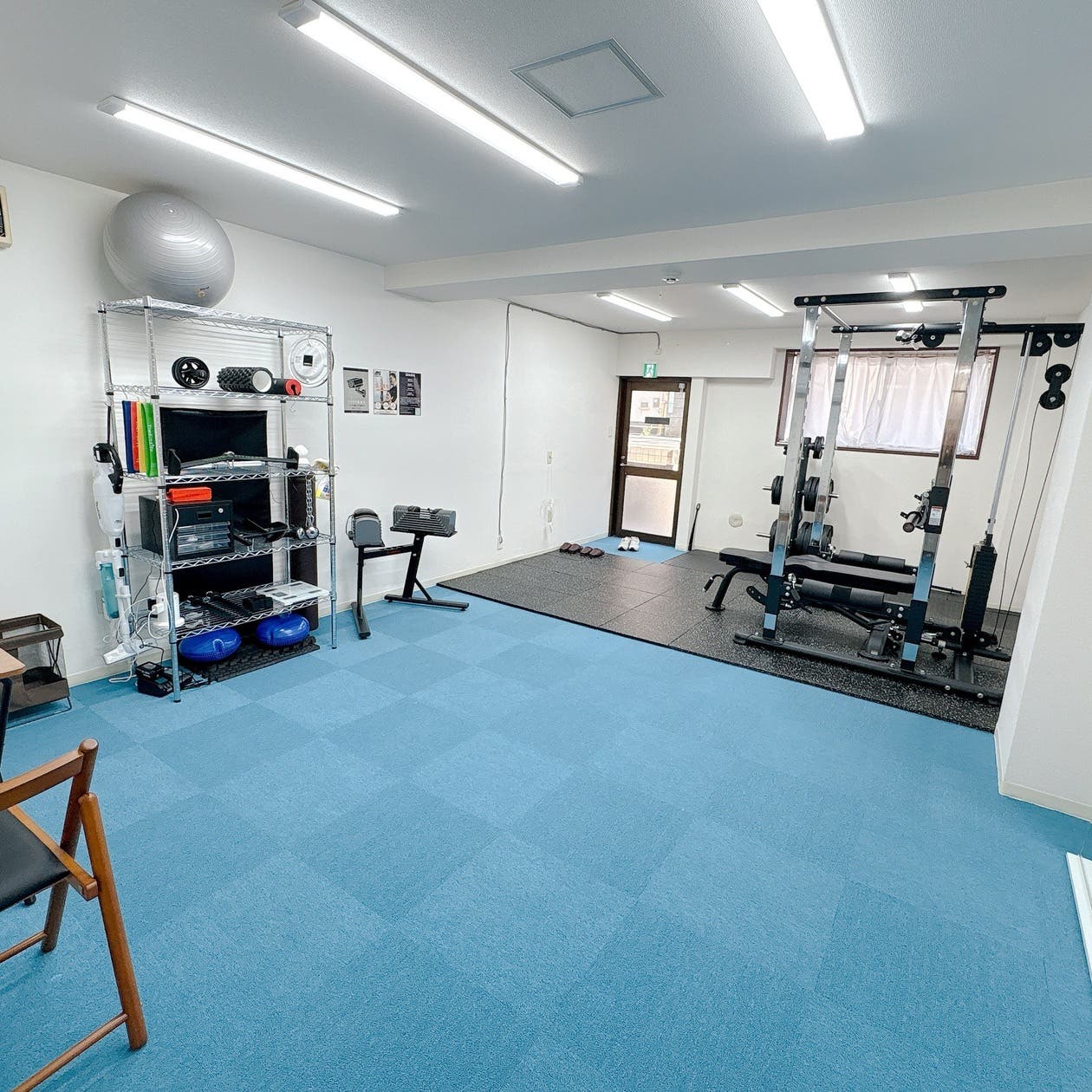 【沼袋駅3分】パーソナルトレーニングに最適な完全個室ジム　MIYAZAKI GYM沼袋店の写真7