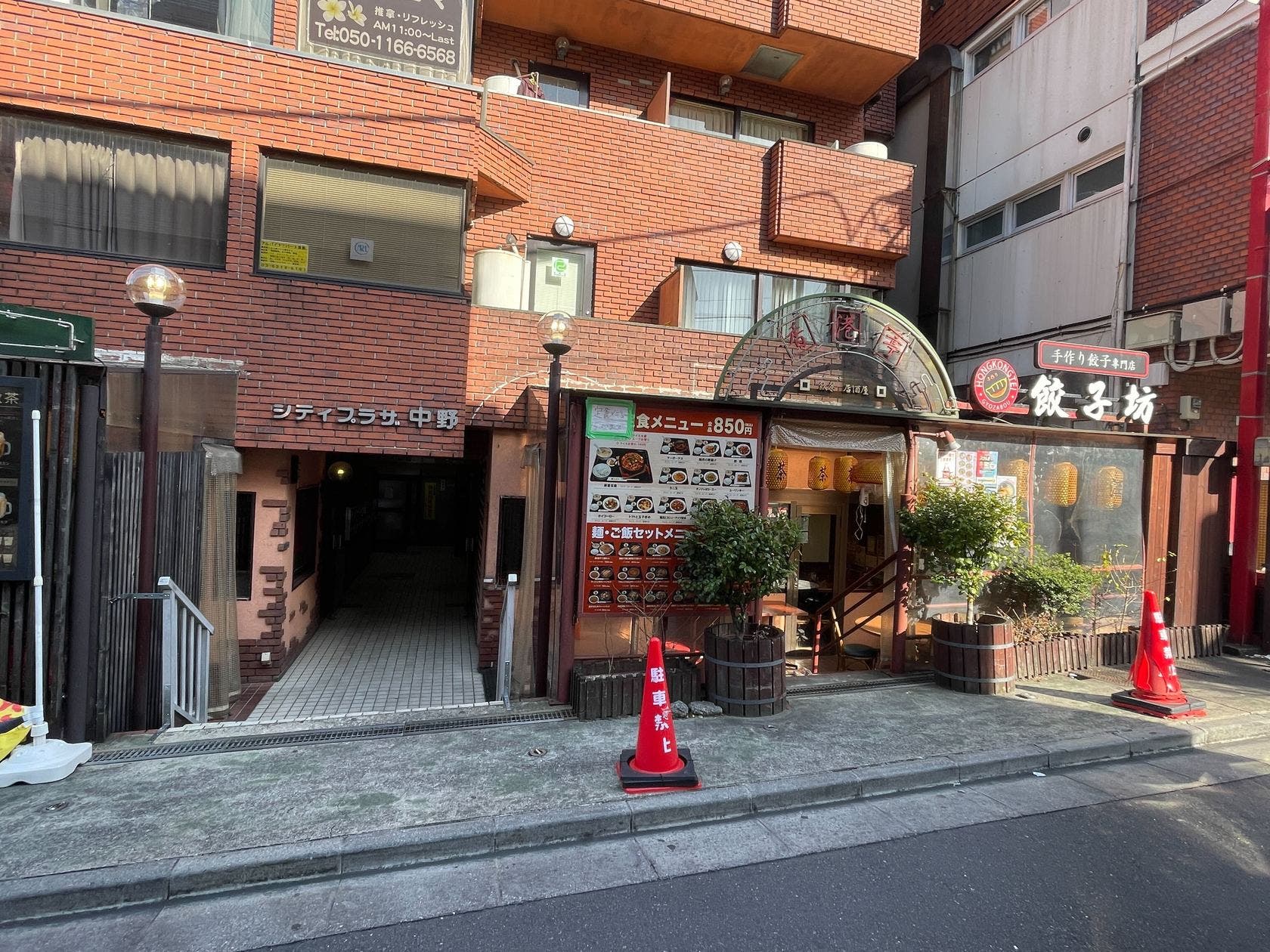 【中野駅1分】綺麗な内装のスミス、バーベルラック、ケーブル完備のレンタルジム　MIYAZAKI GYM中野店の写真8