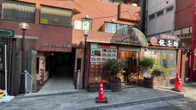 【中野駅1分】綺麗な内装のスミス、バーベルラック、ケーブル完備のレンタルジム MIYAZAKI GYM中野店の写真8