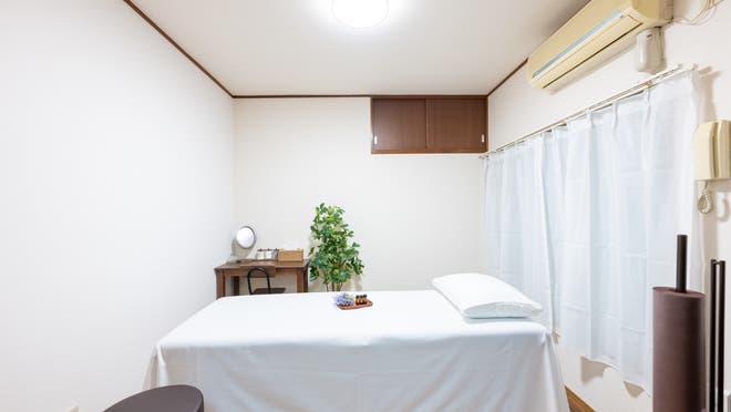 秋の感謝キャンペーン中🎉【女性専用レンタルサロン】吉祥寺のお洒落な通りにひっそりに佇む隠れ家空間。の写真5