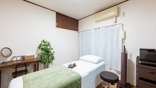 秋の感謝キャンペーン中🎉【女性専用レンタルサロン】吉祥寺のお洒落な通りにひっそりに佇む隠れ家空間。の写真2