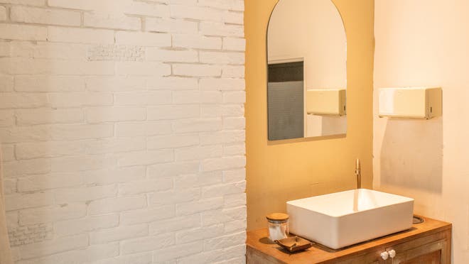 アンティーク|機材無料|漆喰壁|インテリアが自慢|1~3F、RFの豊富な撮影シーン|屋上庭園撮影|二駅利用可駅徒歩5分の写真5