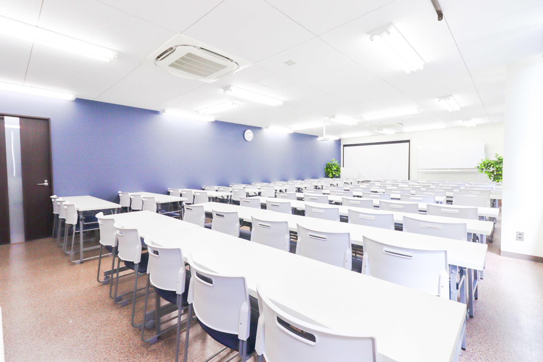 【名古屋駅E4出口徒歩3分！87名！】プロジェクター・10Gbps光回線・WiFi全て無料！ふれあい貸し会議室 名古屋No143の写真3